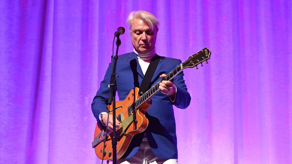 David Byrne Kicks Off Who Is The Sky? Tour with Live Debuts | setlist.fm